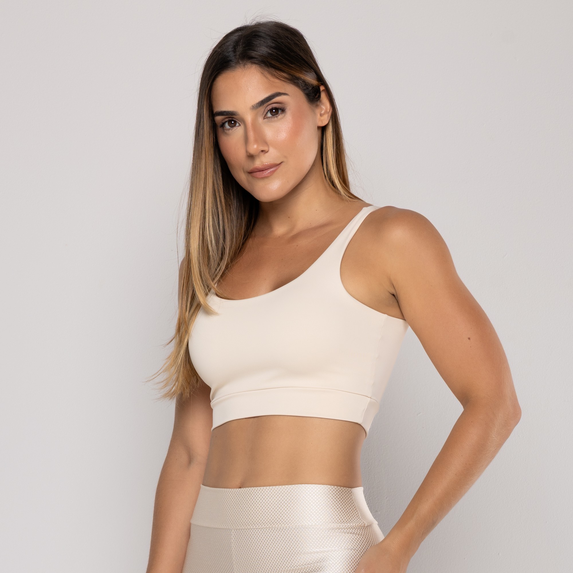 Top Básico Embutido - Borju